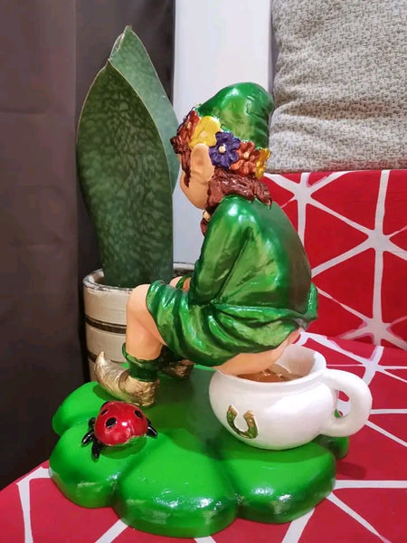 Floral Lady Poop Dwarf – ANEC Global